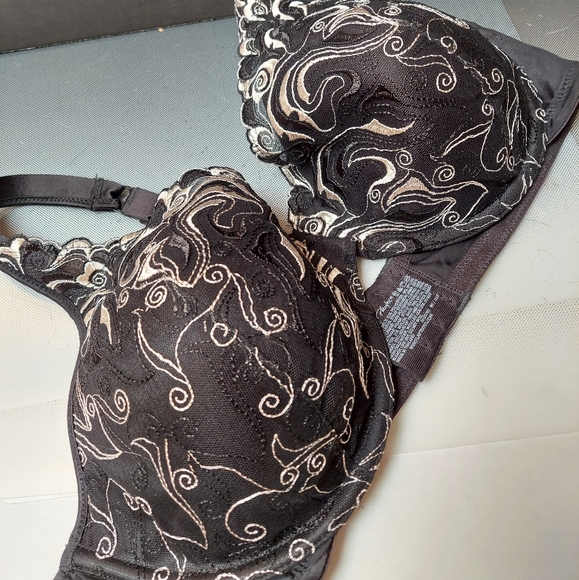 Playtex | Intimates & Sleepwear | Playtex Secrets Underwire Bra Side ...